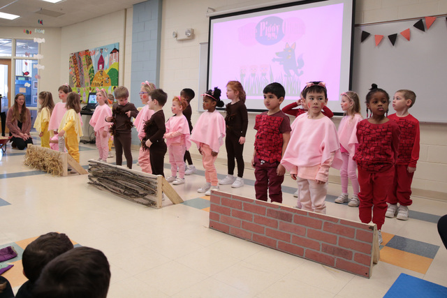 PK Presents the Three Piggy Opera - News & Photos - McDonogh School