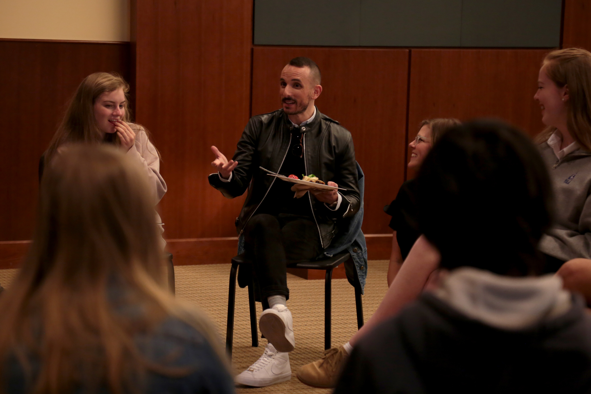 Broadway Director Teaches Acting Master Class - News & Photos ...