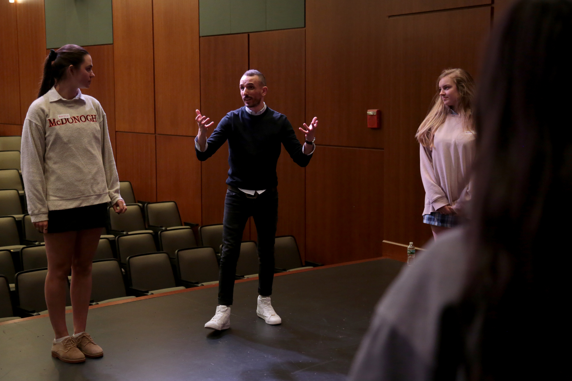 Broadway Director Teaches Acting Master Class - News & Photos ...