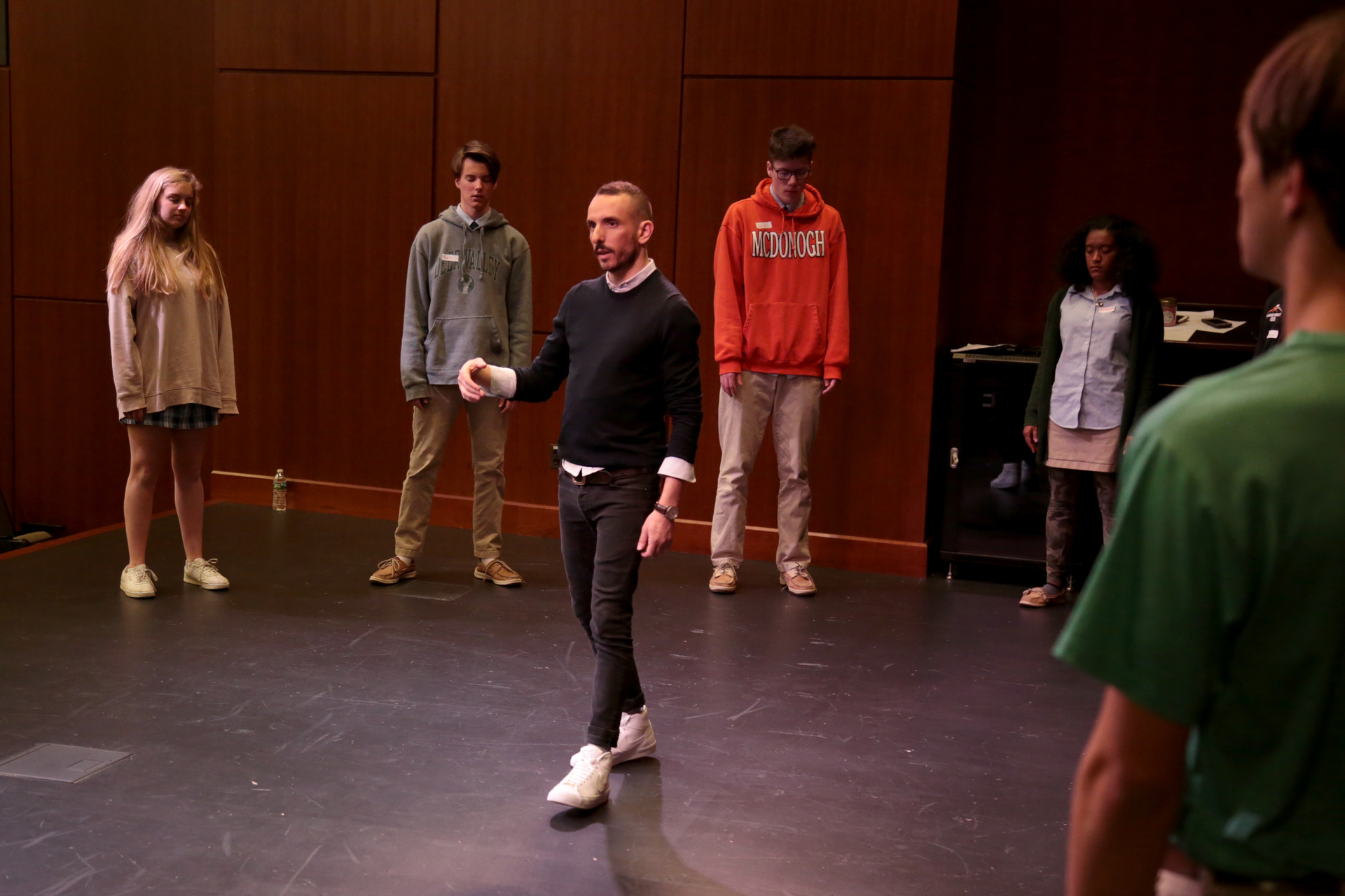 Broadway Director Teaches Acting Master Class - News & Photos ...